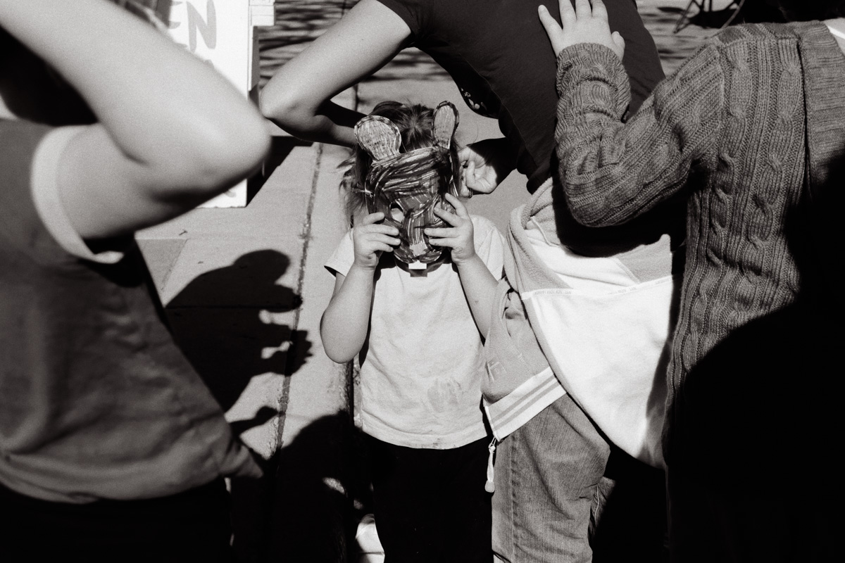 Looking & Not Looking – Alex Galt